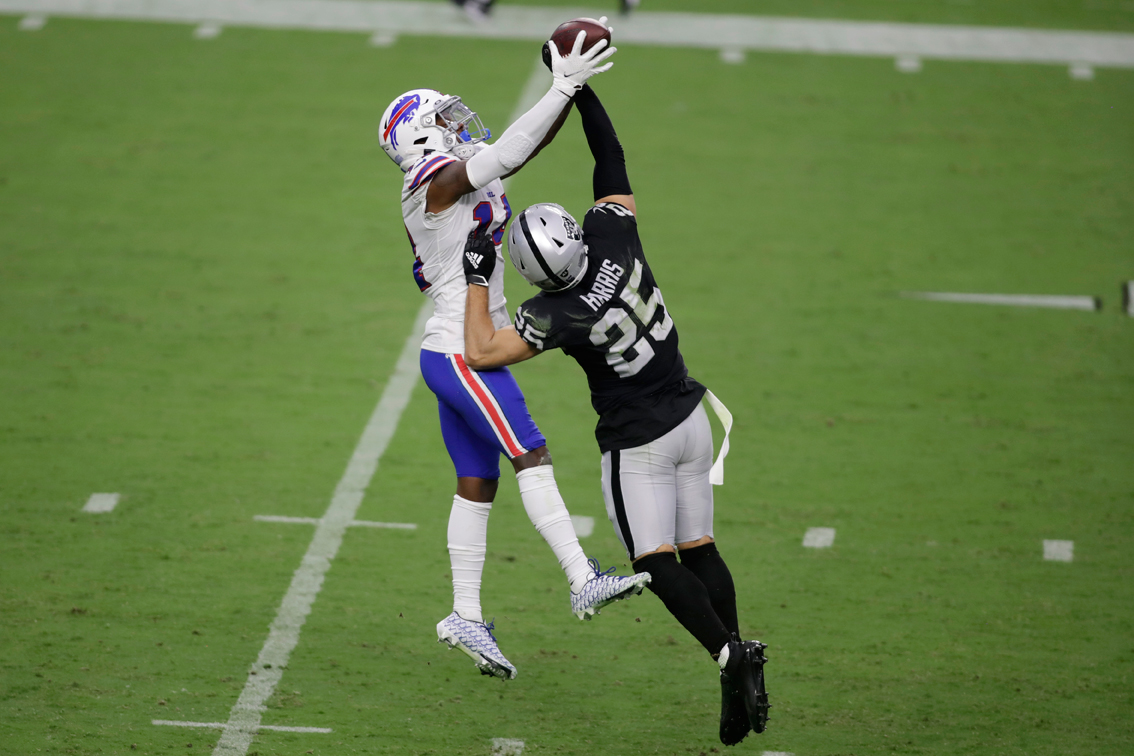 Bills remain perfect, top Raiders behind another Allen gem | News ...